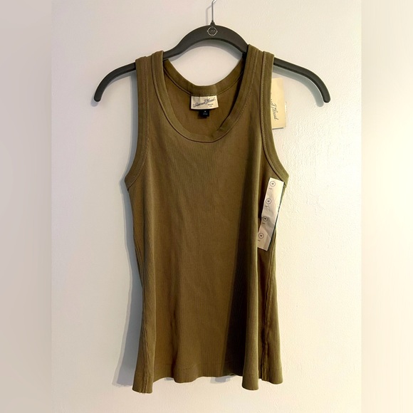Universal Thread | Tops | Universal Thread Tank Nwt | Poshmark
